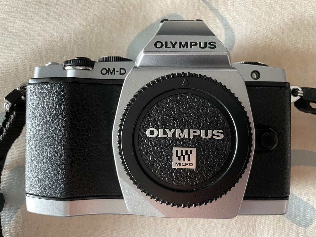Olympus EM-5, Photography, Cameras on Carousell