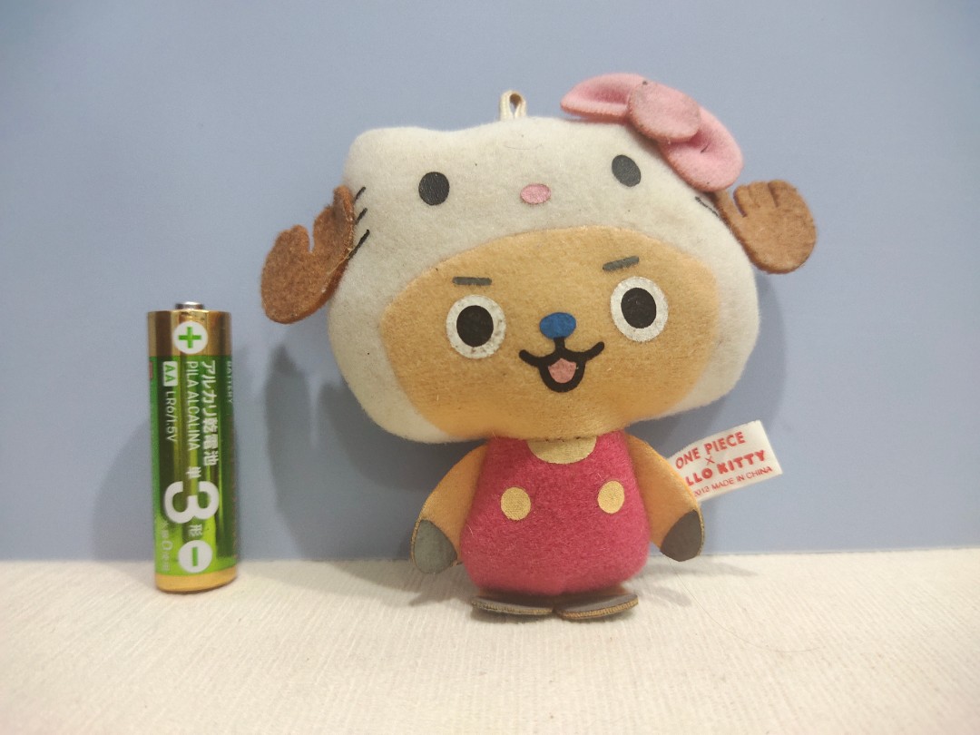 One Piece Tony Tony Chopper X Hello Kitty Sanrio Mini Toy Plush Charm ...