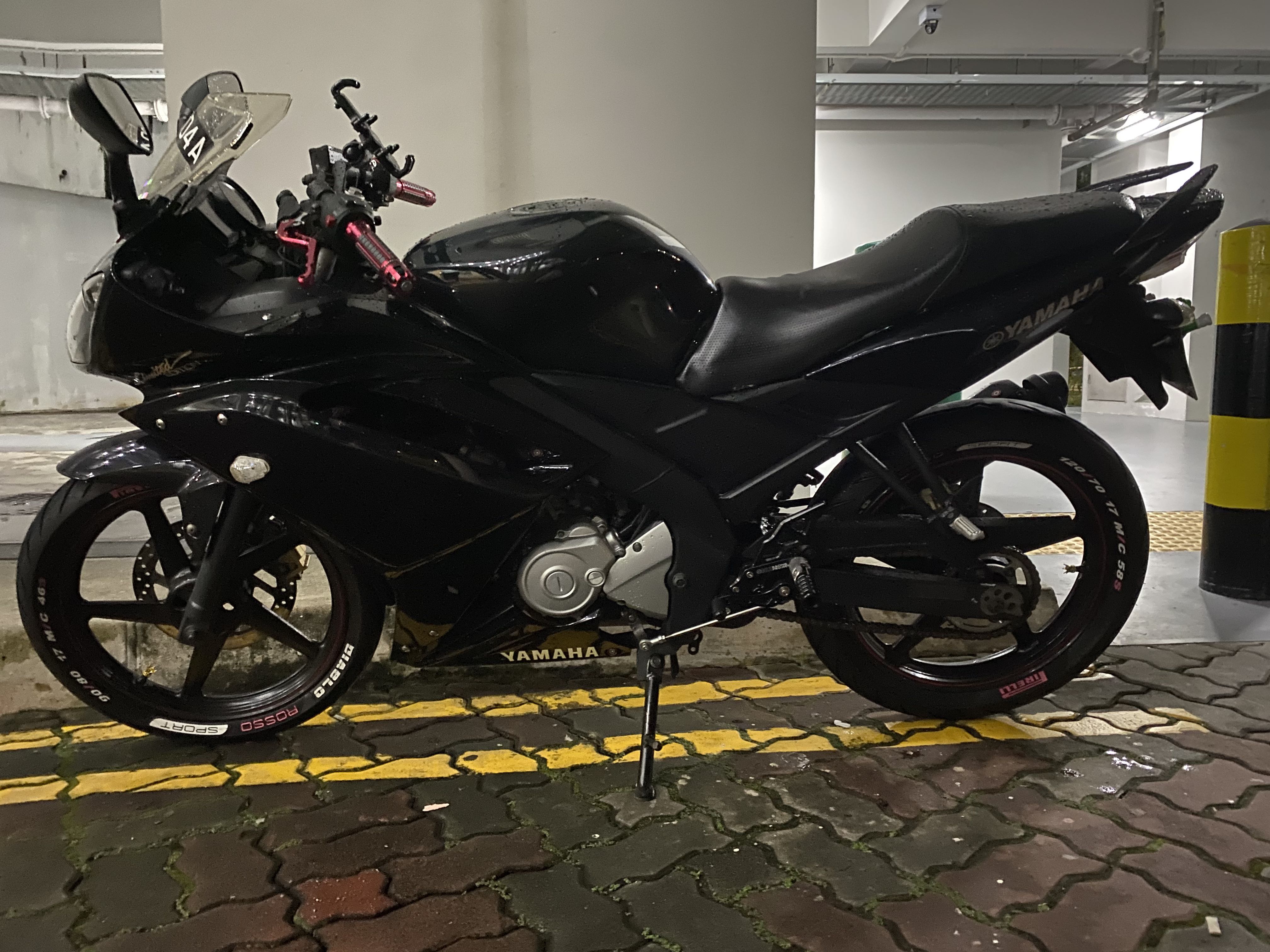 Yamaha R15 V1, Motorcycles, Motorcycles for Sale, Class 2B on Carousell