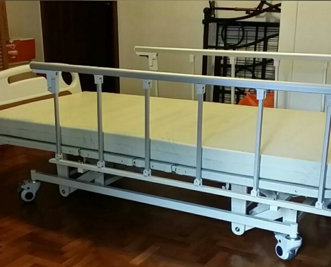 Auto Hospital Bed, Health & Nutrition, Assistive & Rehabilatory Aids ...