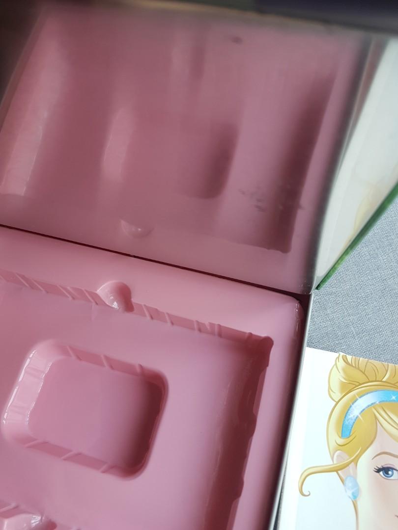 Disney Princess Enchanting Tales 4 Children Books In Metal Tin, Hobbies ...