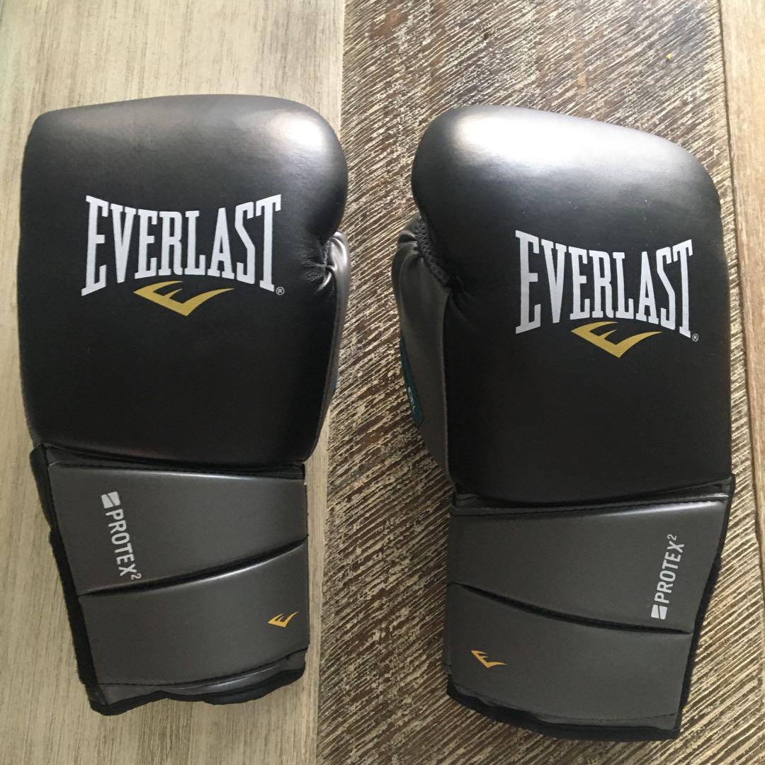 Everlast Boxing Gloves (Woman S size), Sports Equipment, Other Sports ...