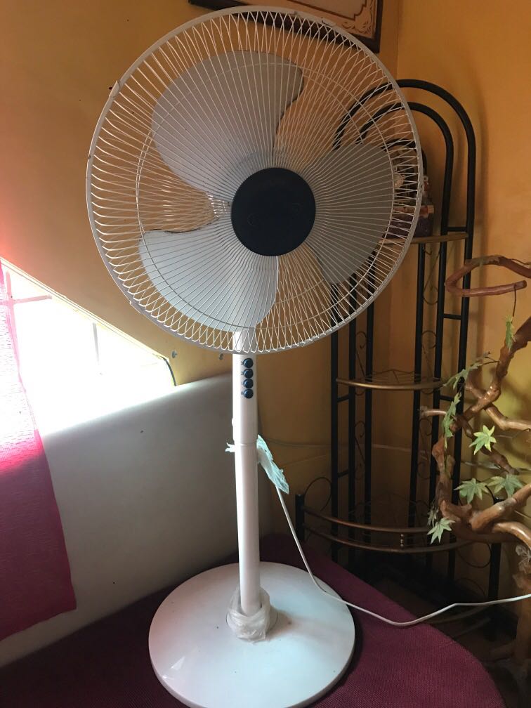 Fukuda Electric Fan, Furniture & Home Living, Lighting & Fans, Fans on ...