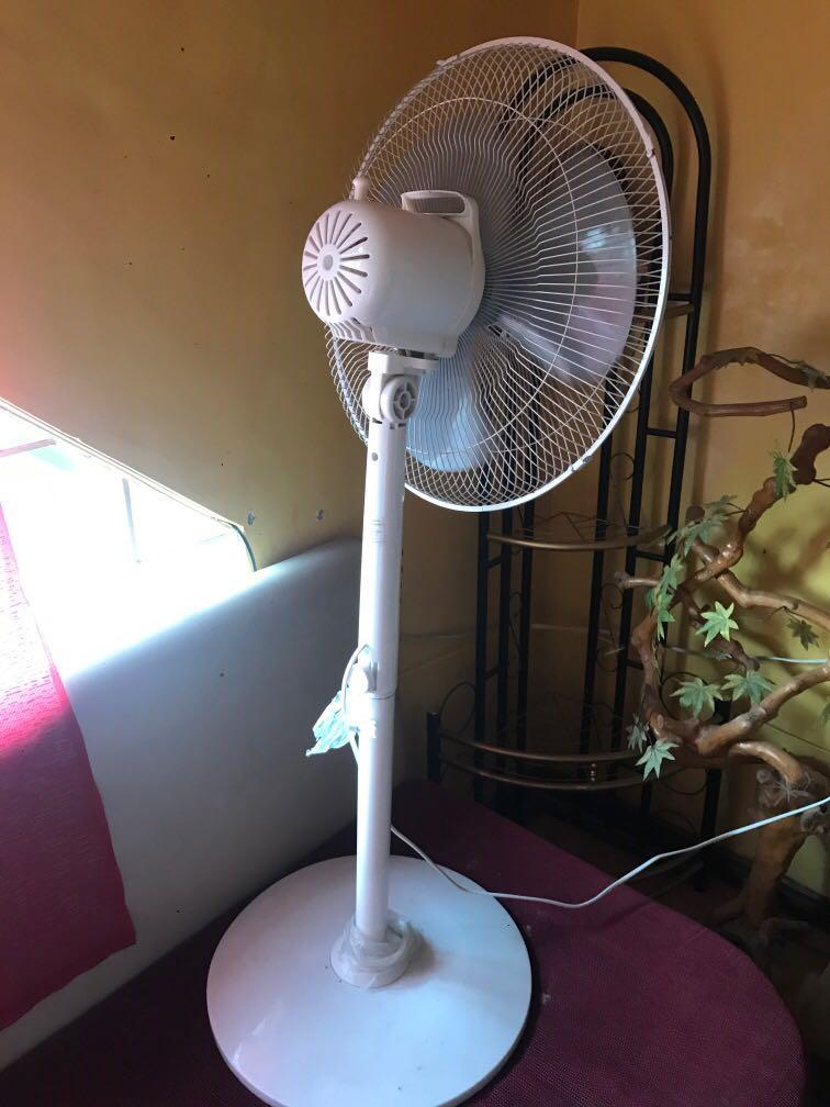 Fukuda Electric Fan, Furniture & Home Living, Lighting & Fans, Fans on ...