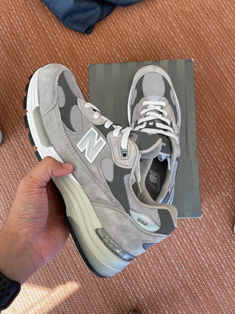 New Balance M992GR, Men's Fashion, Footwear, Sneakers on Carousell