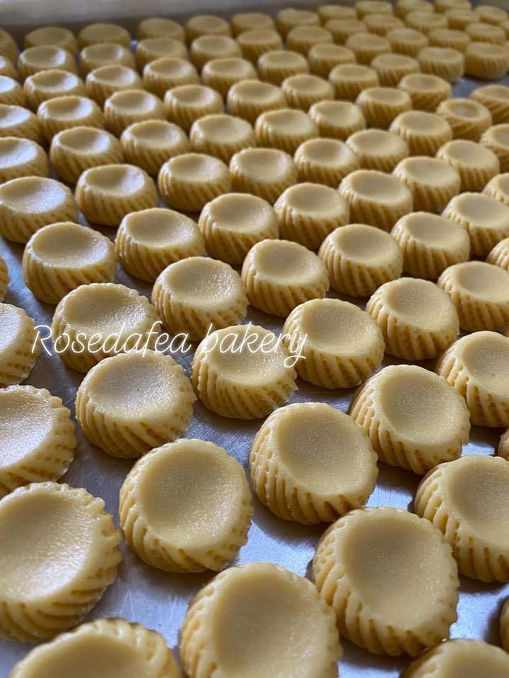 PINEAPPLE TART SEPIT, Food & Drinks, Homemade Bakes on Carousell