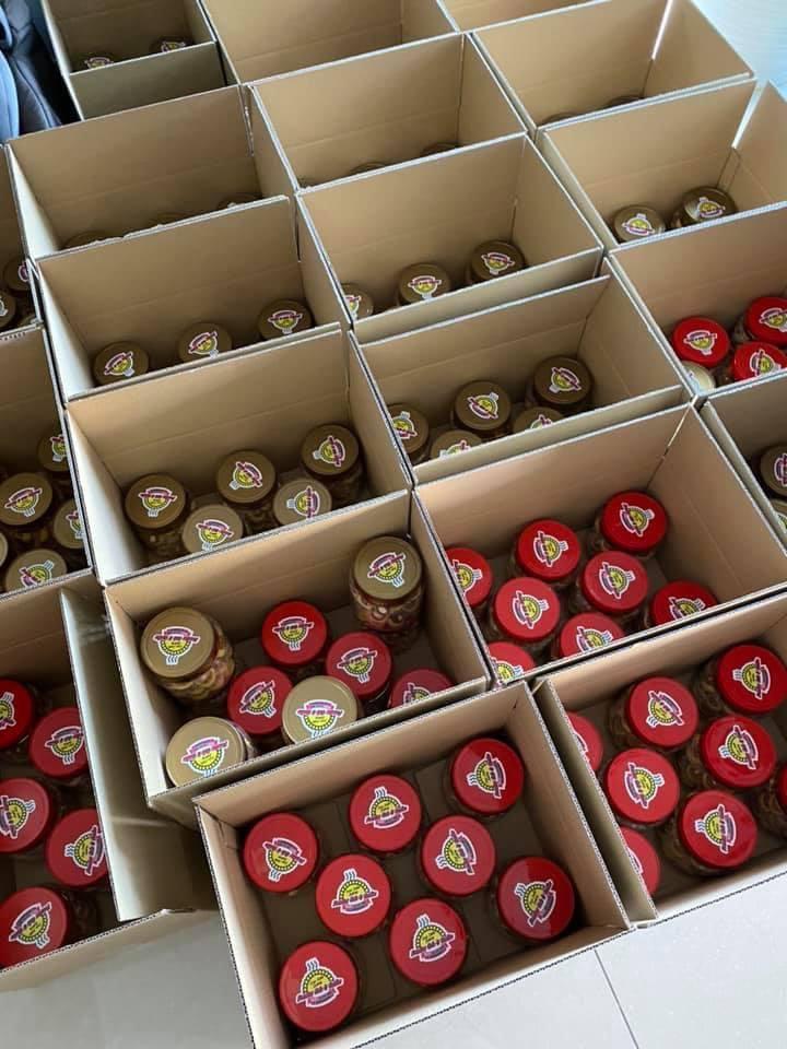 PINEAPPLE TART SEPIT, Food & Drinks, Homemade Bakes on Carousell