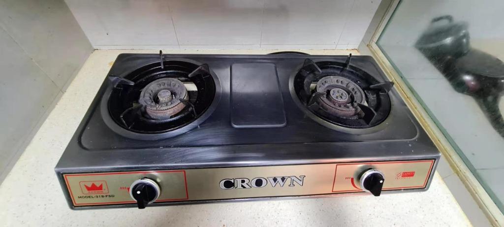 318 CROWN Table-top Gas Cooker, TV & Home Appliances, Kitchen ...