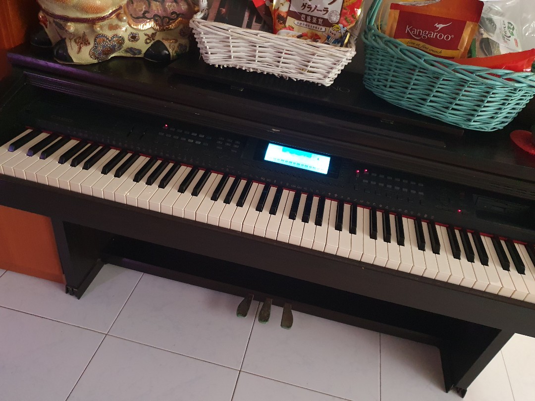 Casio electric piano keyboard, Hobbies & Toys, Music & Media, Musical ...