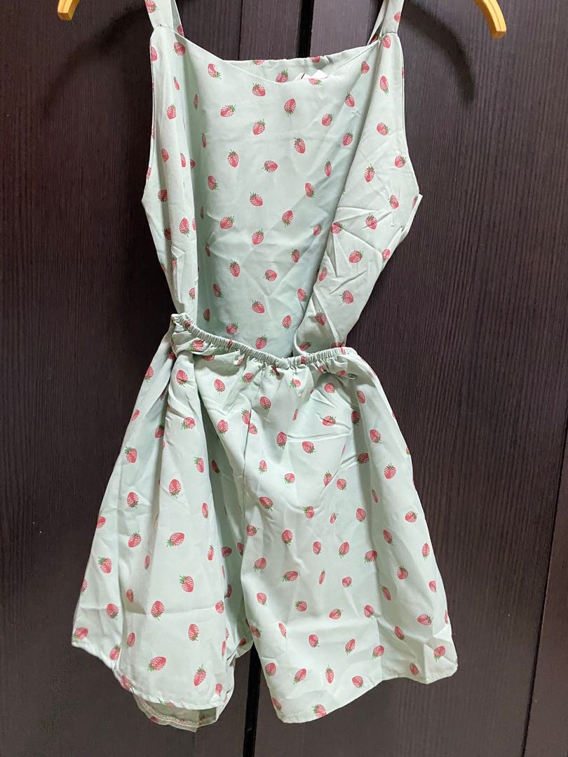 Cute Top and bottom , Women's Fashion, Dresses & Sets, Sets or ...