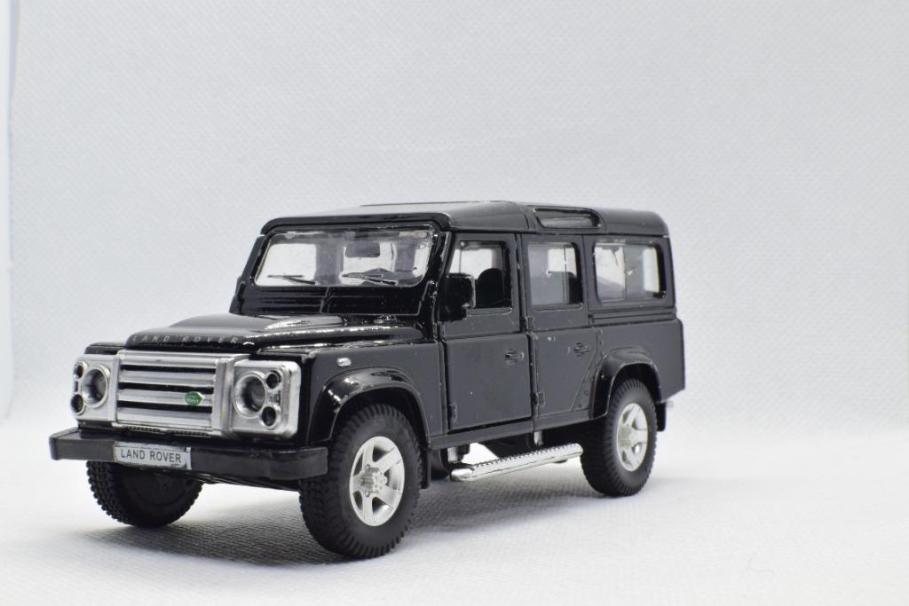 RMZ City Land Rover Defender 110 Scale Model, Hobbies & Toys, Toys ...