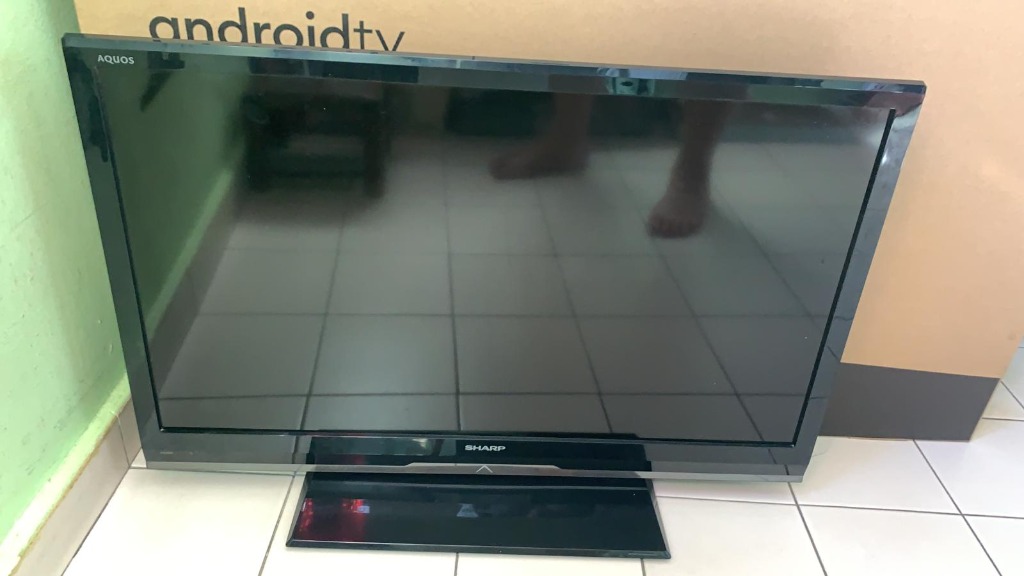 Television / Monitor SHARP 32", Computers & Tech, Parts & Accessories ...