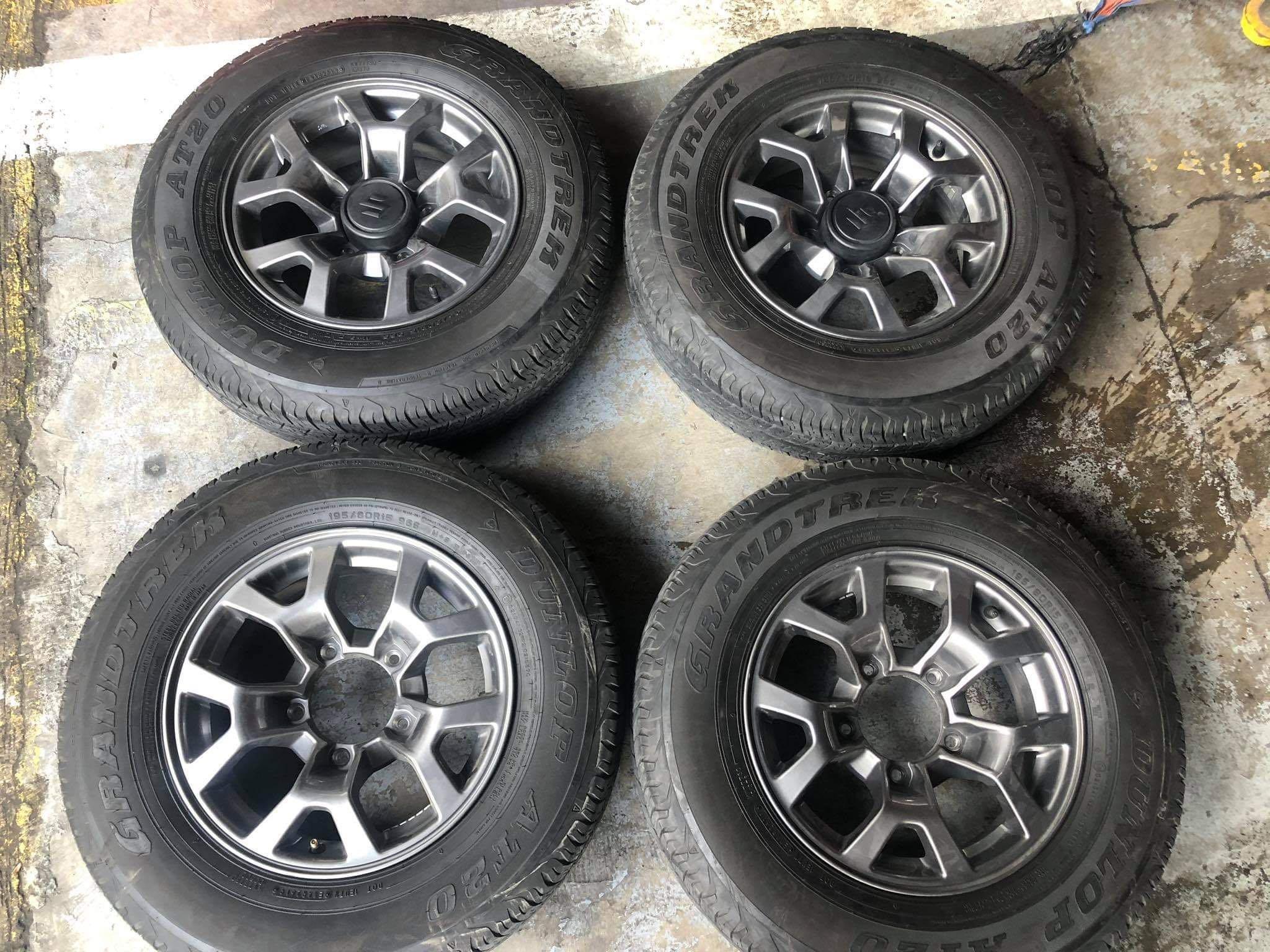 15" Jimny 2020 Stock Mags used 5Holes pcd 139 with 195-80-r15 Dunlop ...