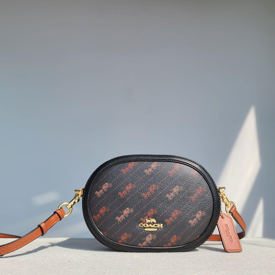 Coach Camera Bag With Horse And Carriage Dot Print, Women's Fashion ...