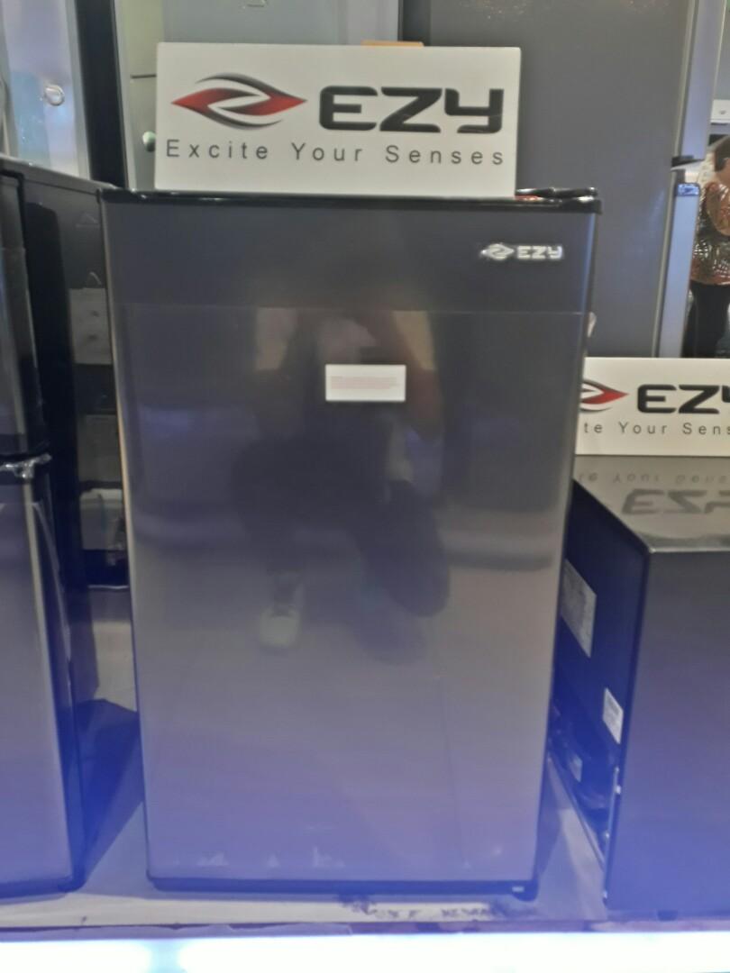 EZY Mini Fridge Refrigerator 1.7cu.ft & 3.2cu.ft, TV & Home Appliances ...