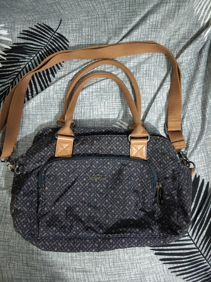 Kipling hand/sling bag, Women's Fashion, Bags & Wallets, Shoulder Bags ...