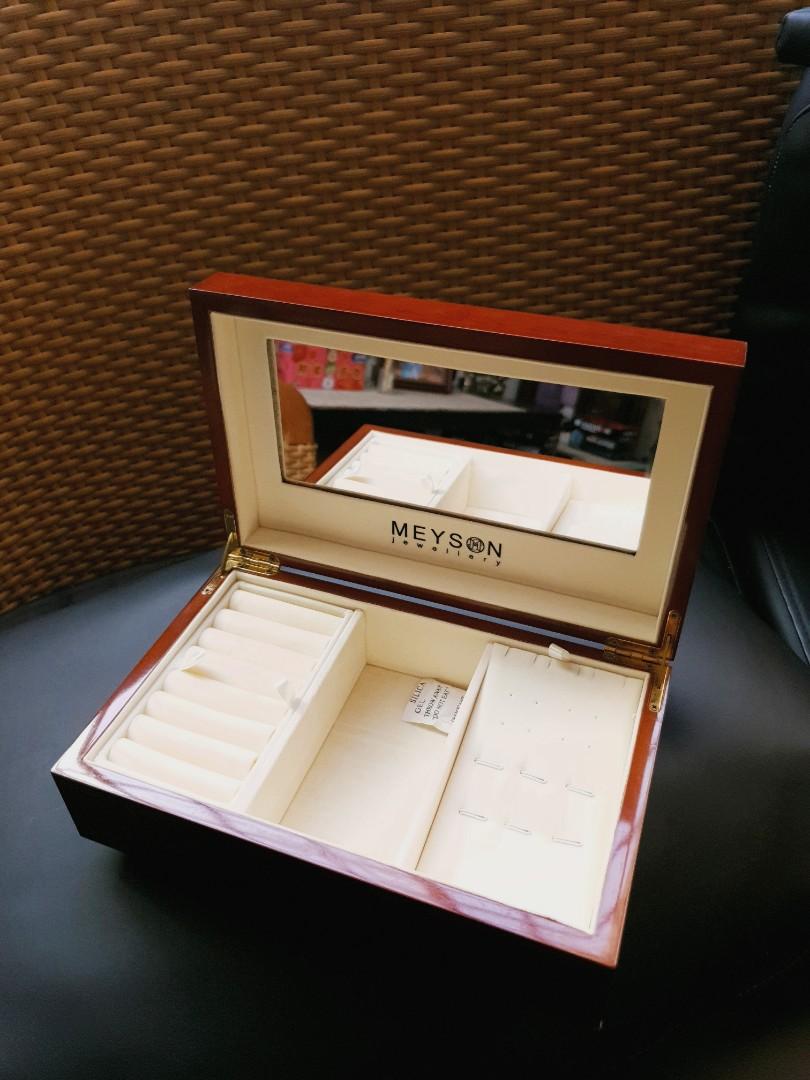 Meyson Jewellery Box Organiser, Women's Fashion, Jewelry & Organisers ...