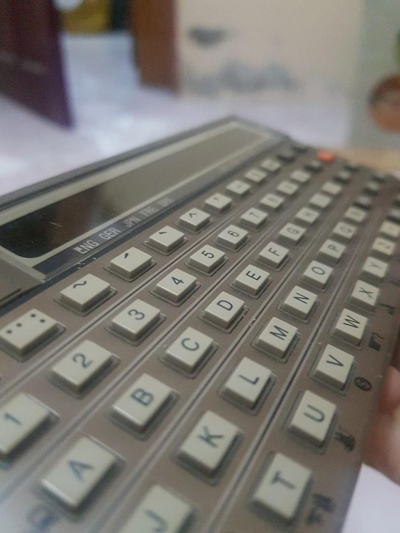 SHARP IQ 3100 ELECTRONIC TRANSLATOR, Computers & Tech, Parts ...