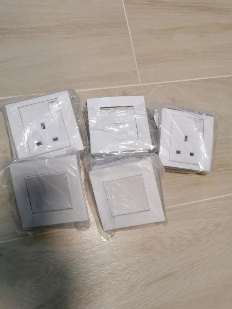 施耐德玄雅燈制/掣面 Schneider Vivace Switch/socket, 家庭電器, 轉插器及插頭 - Carousell