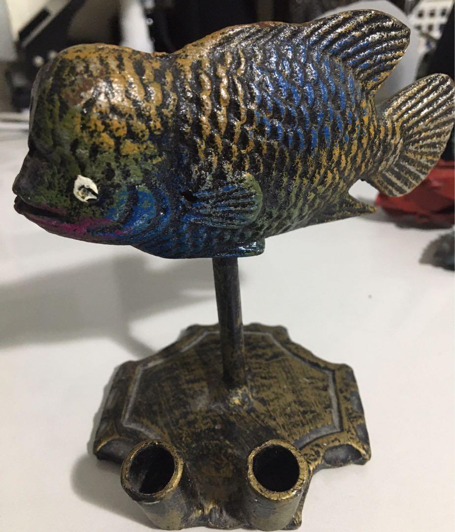 Luo Han Display fish pen stand, Everything Else on Carousell