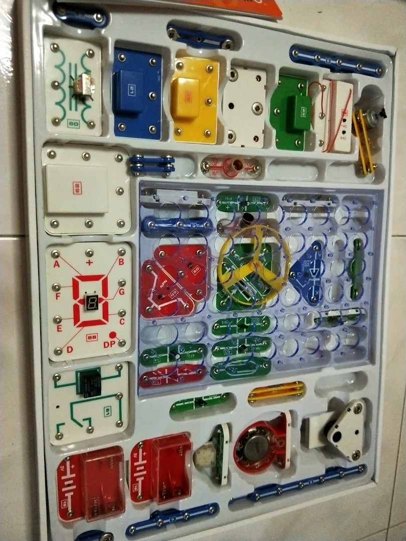 Electrical learning set, Hobbies & Toys, Toys & Games on Carousell