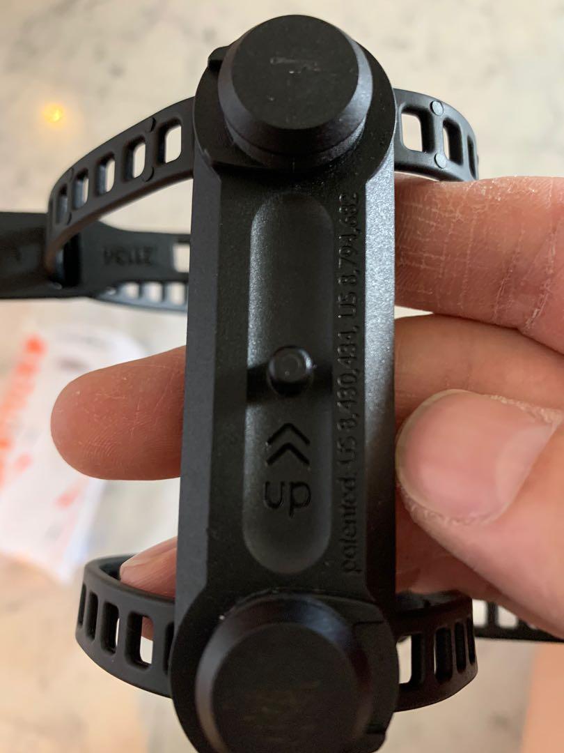 Fidlock universal strap mount on Brompton , Sports Equipment, Bicycles ...