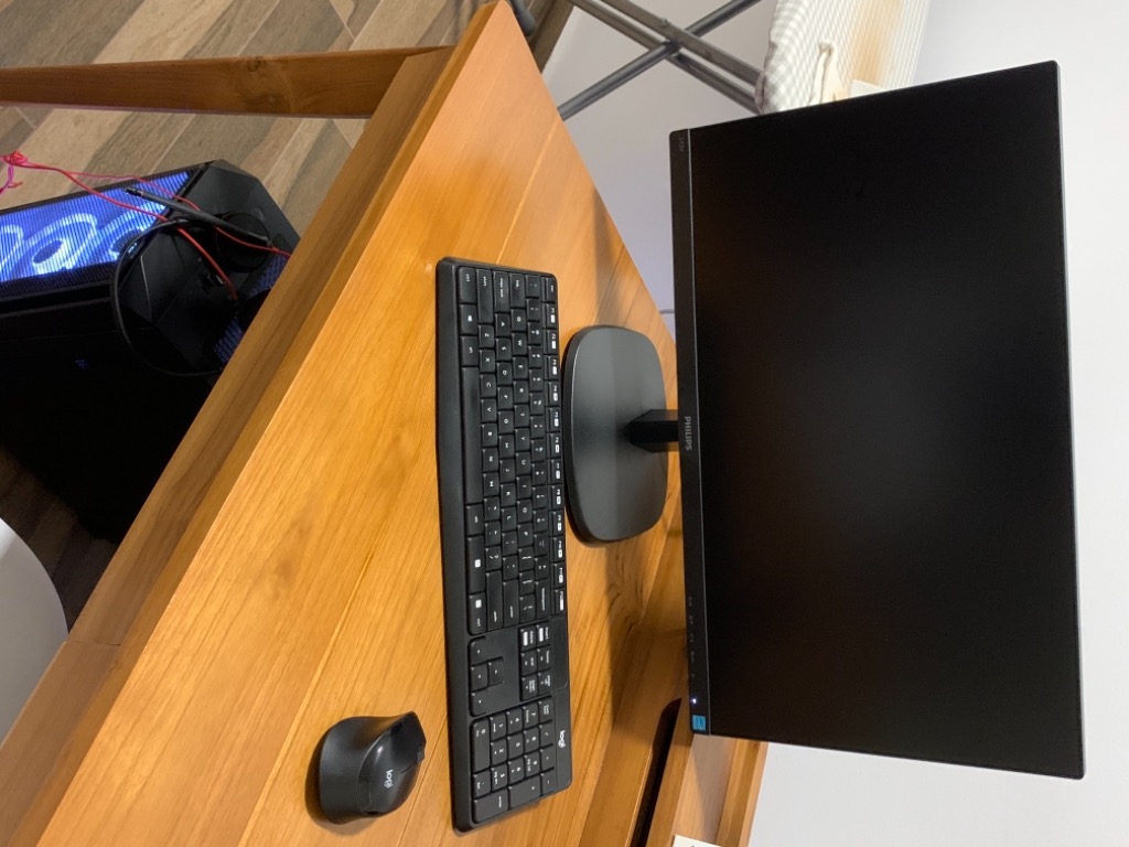 Gaming CPU (Dreamcore) + Philip monitor + logi keyboard & mouse ...