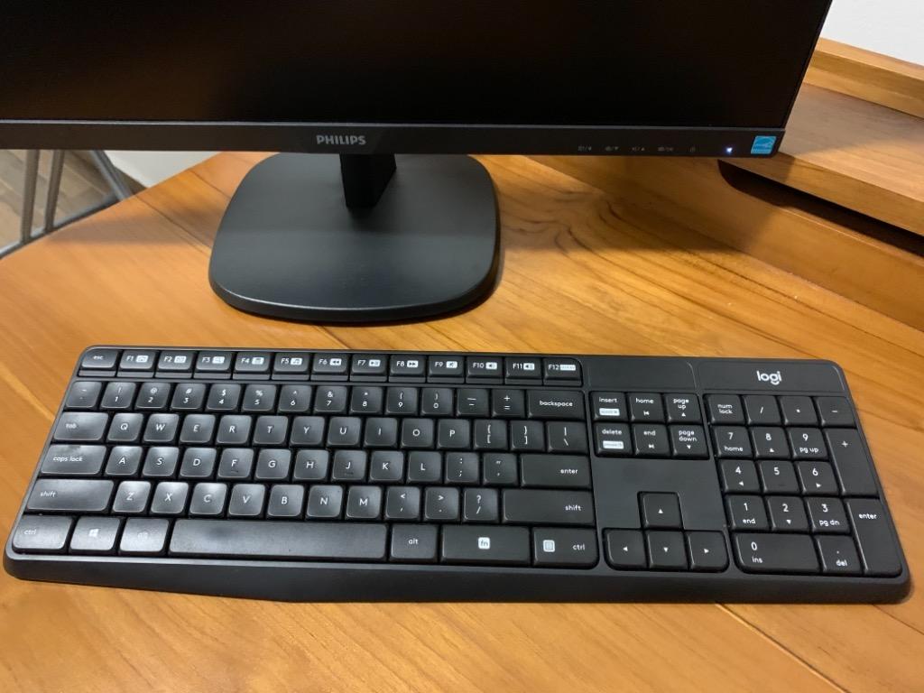 Gaming CPU (Dreamcore) + Philip monitor + logi keyboard & mouse ...