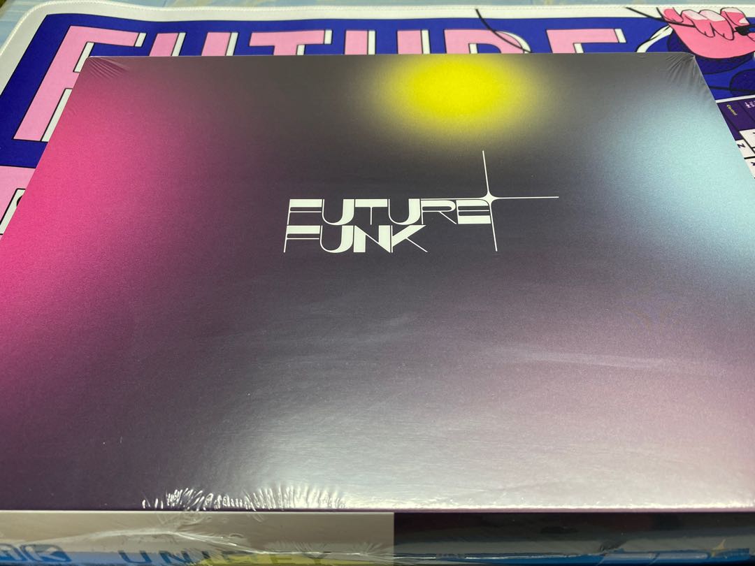 GMK Future Funk Base Kit [Sealed], Computers & Tech, Parts ...