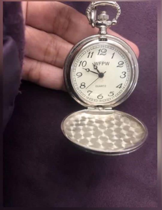 Jam saku antik, Fesyen Pria, Aksesoris, Lainnya di Carousell