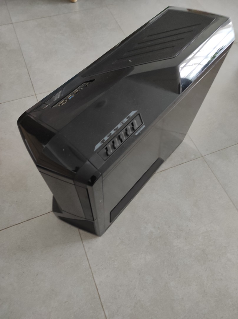 NZXT Phantom Black Casing, Computers & Tech, Parts & Accessories ...