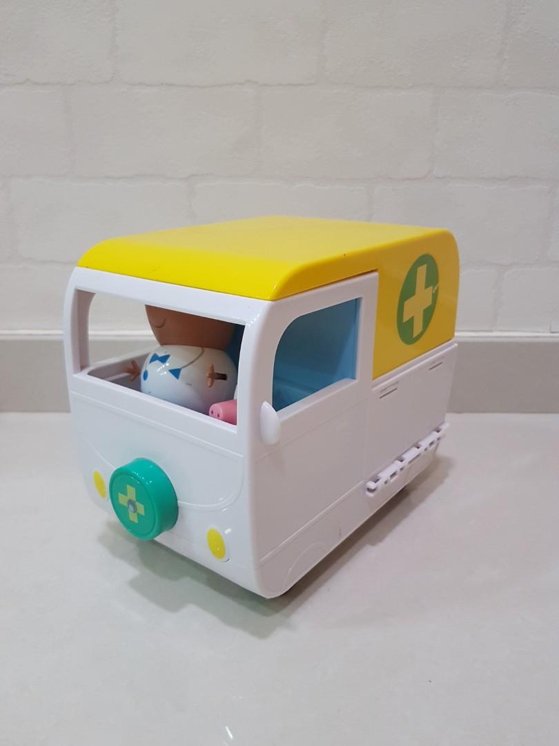 Peppa Pig Medic Ambulance Set, Hobbies & Toys, Toys & Games on Carousell
