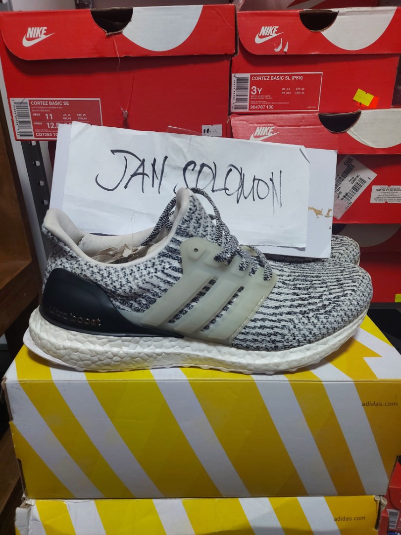Ultraboost V3 Oreo 100%Orig, Men's Fashion, Footwear, Sneakers on Carousell