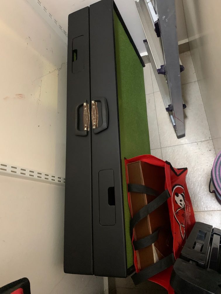 Working condition foldable mj table n tiles, Hobbies & Toys, Toys ...