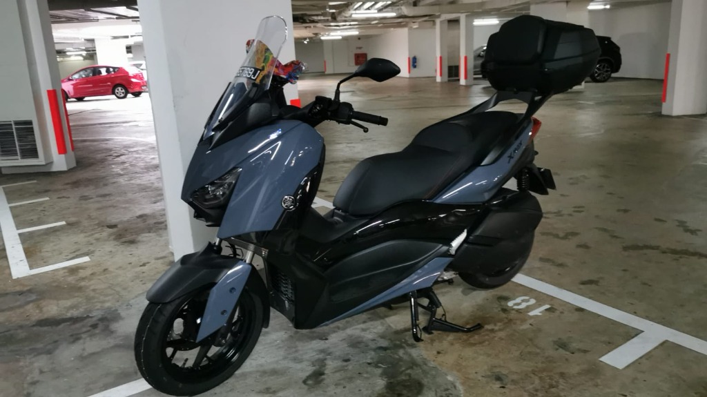 Yamaha Top Box Original 50L 50 Litres very new, Motorcycles, Motorcycle ...