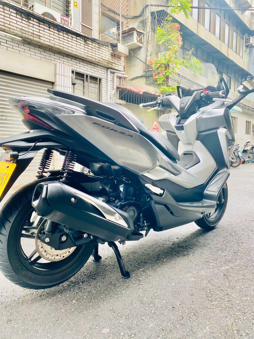 2019年 Honda Forza NSS300 ABS TCS台本 車況極新 可分期 免頭款 歡迎車換車, 機車, 重機在旋轉拍賣