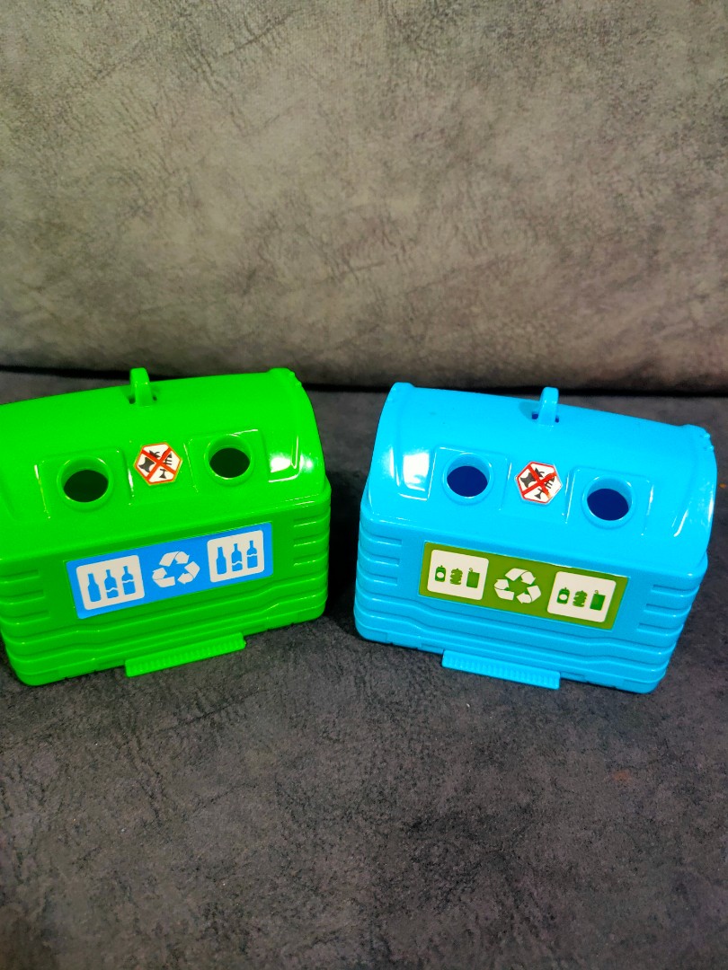 Blessings: free recycling toy bins, Hobbies & Toys, Toys & Games on ...