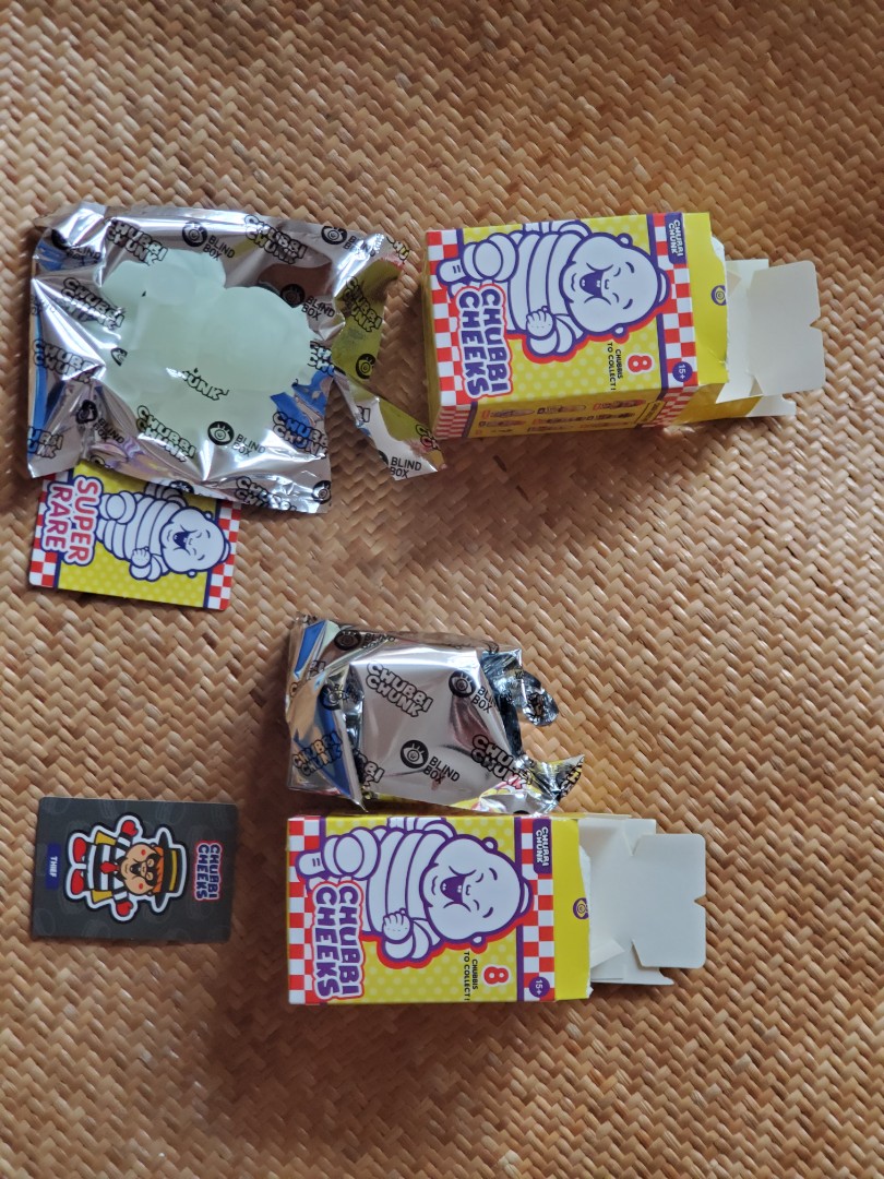 Chubbi Cheeks Dr Cheeks KFC Thief Blind Box 肯德基漢堡神偷隱藏款盲盒公仔模型, 興趣及遊戲, 玩具 ...