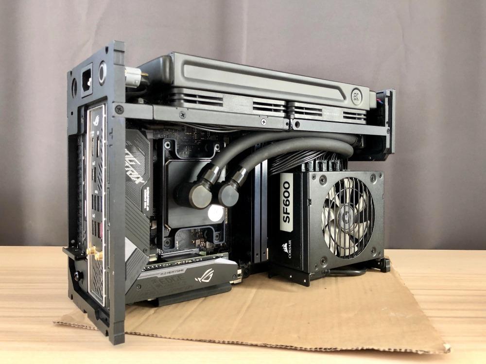 FormD T1 Black, Computers & Tech, Parts & Accessories, Computer Parts ...