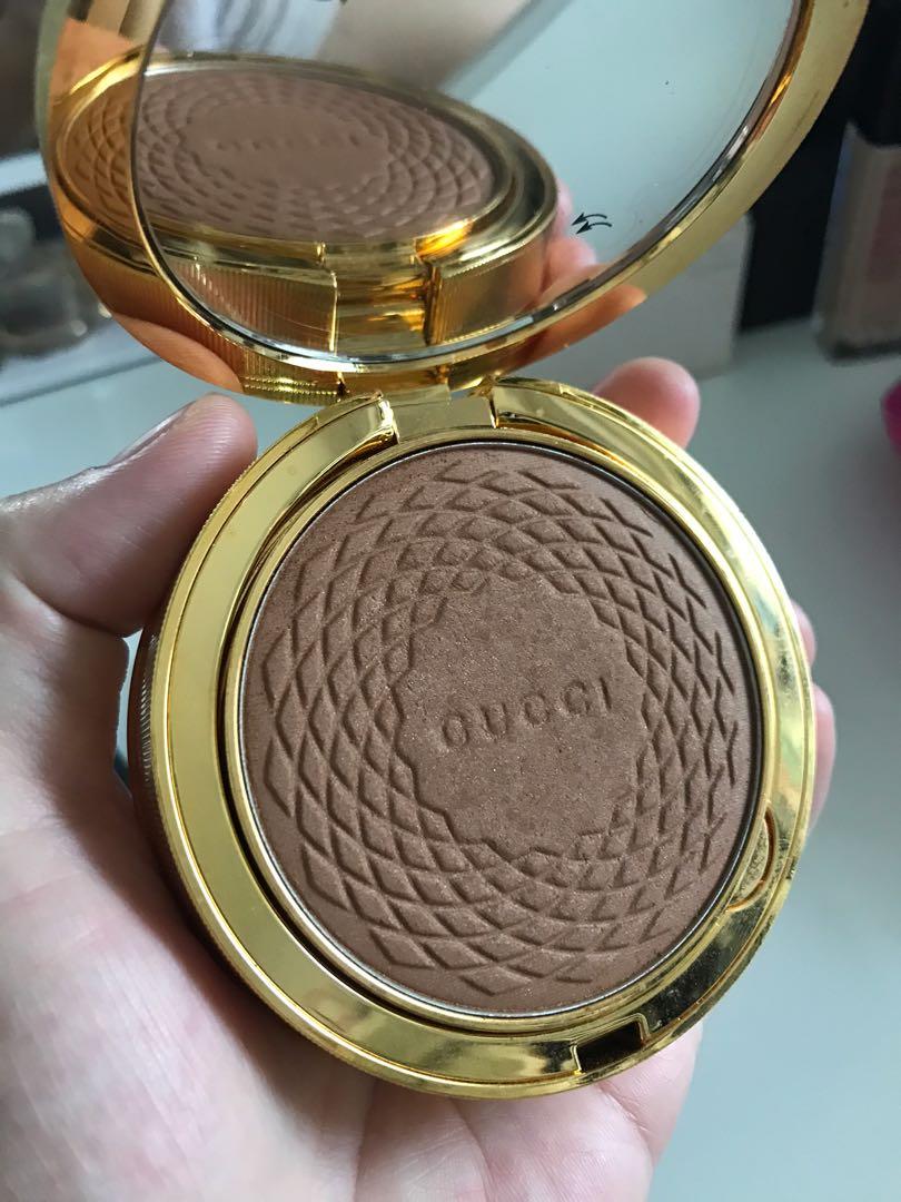 Gucci Bronzing Powder, Beauty & Personal Care, Face, Makeup on Carousell