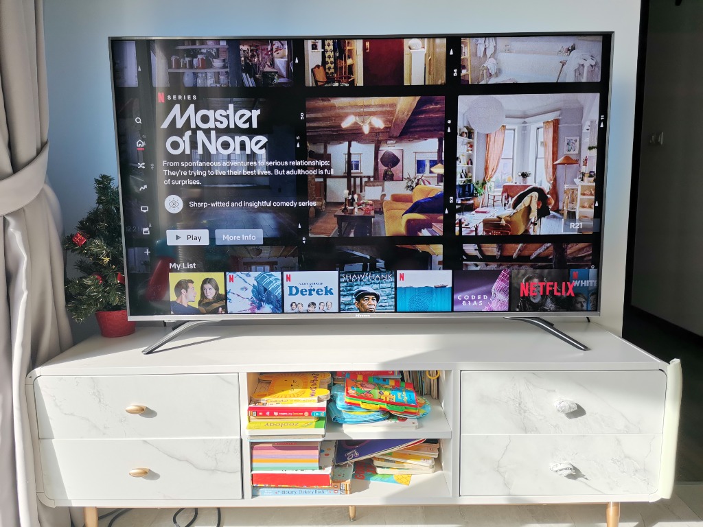 HISENSE 55" 4K ULTRA HD SMART LED TV, TV & Home Appliances, TV & Entertainment, TV on Carousell