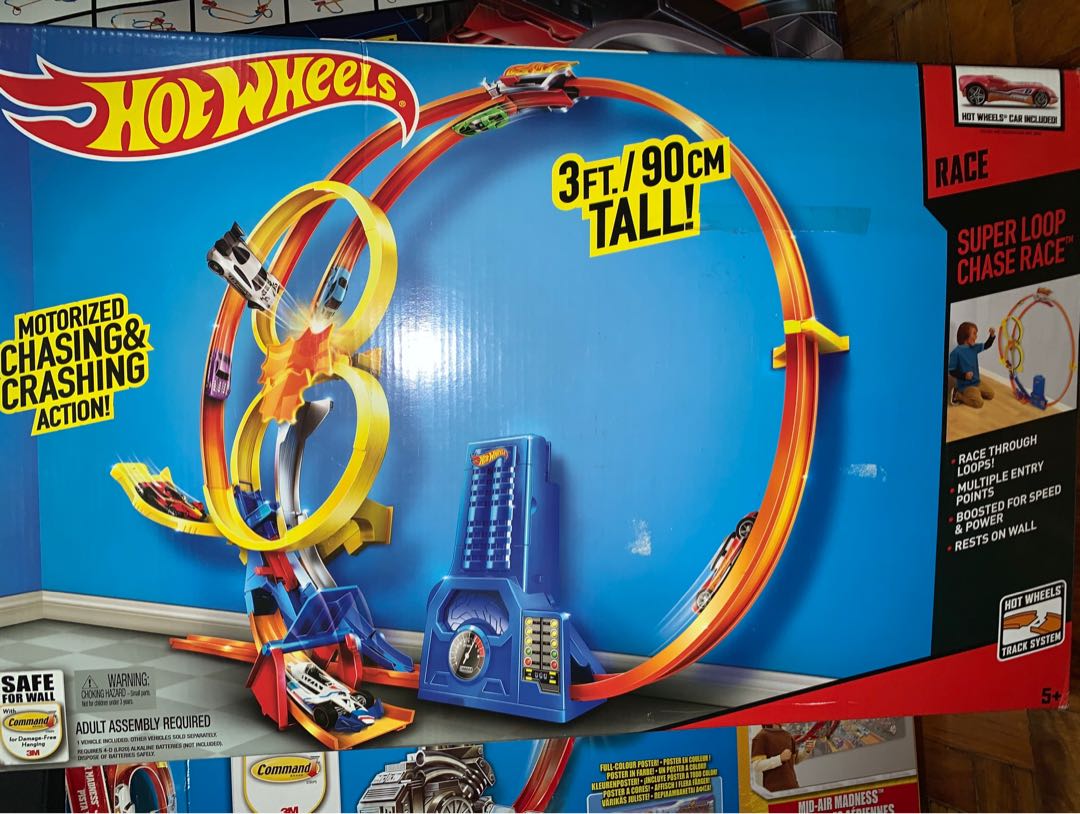Hot Wheels Super Loop Chase Race Trackset, Hobbies & Toys, Toys & Games ...