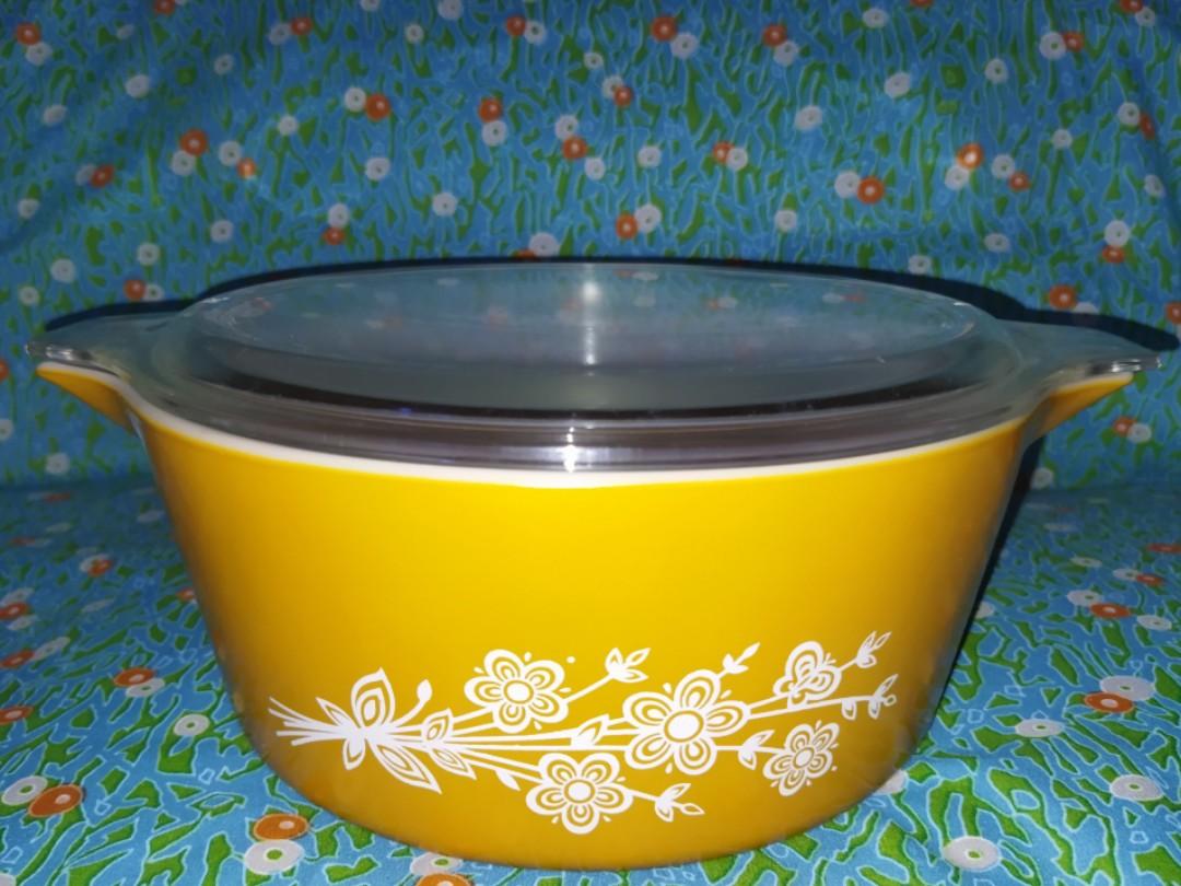 Mangkok Pyrex Usa Antik Jadul, Antik, Lainnya di Carousell