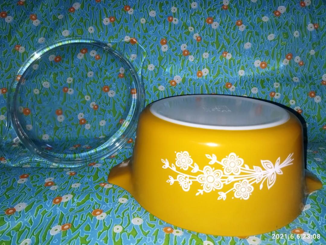 Mangkok Pyrex Usa Antik Jadul, Antik, Lainnya di Carousell
