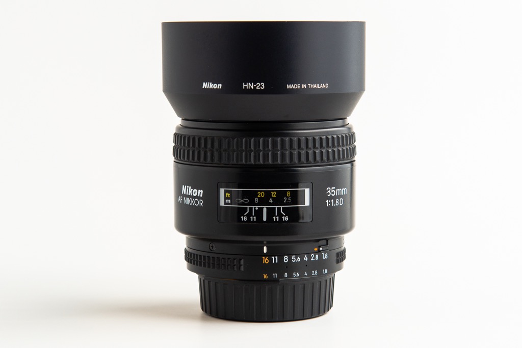 Nikon NIKKOR AF-D 85mm f1.8, Photography, Lens & Kits on Carousell