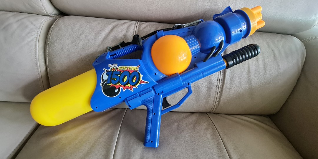 Powerful & fun water jet gun, Hobbies & Toys, Toys & Games on Carousell
