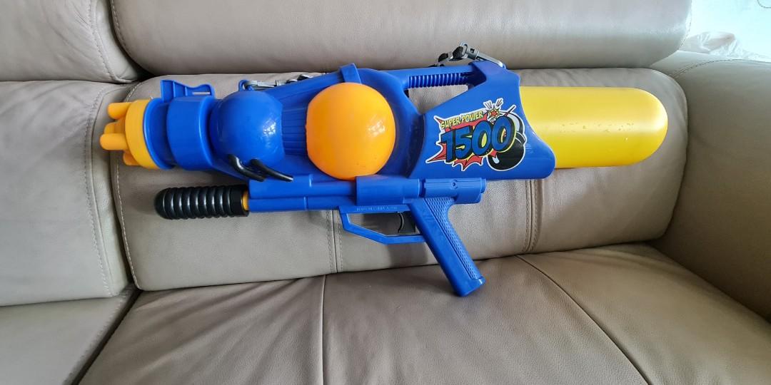 Powerful & fun water jet gun, Hobbies & Toys, Toys & Games on Carousell