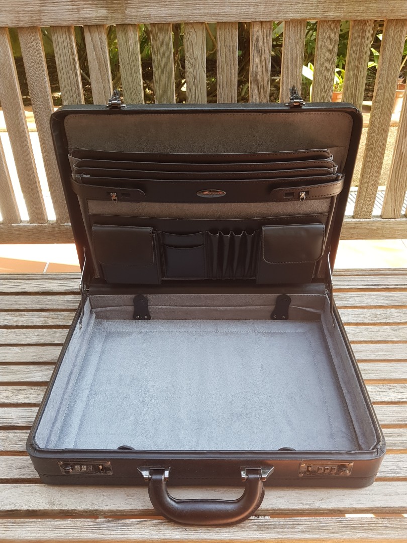 Samsonite briefcase black clamshell hard sided with safety locks, Men's ...