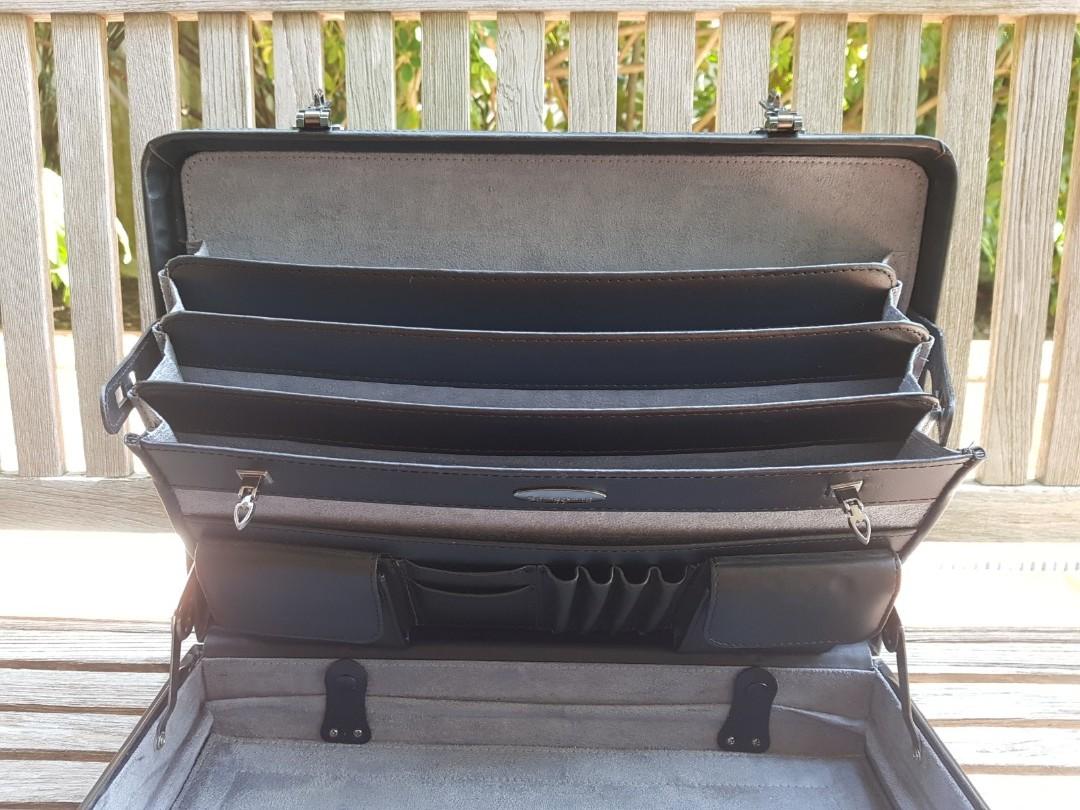 Samsonite briefcase black clamshell hard sided with safety locks, Men's ...