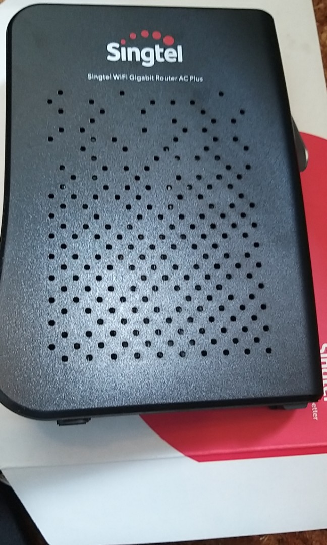 Singtel Wifi Gigabit Router AC Plus, Computers & Tech, Parts ...